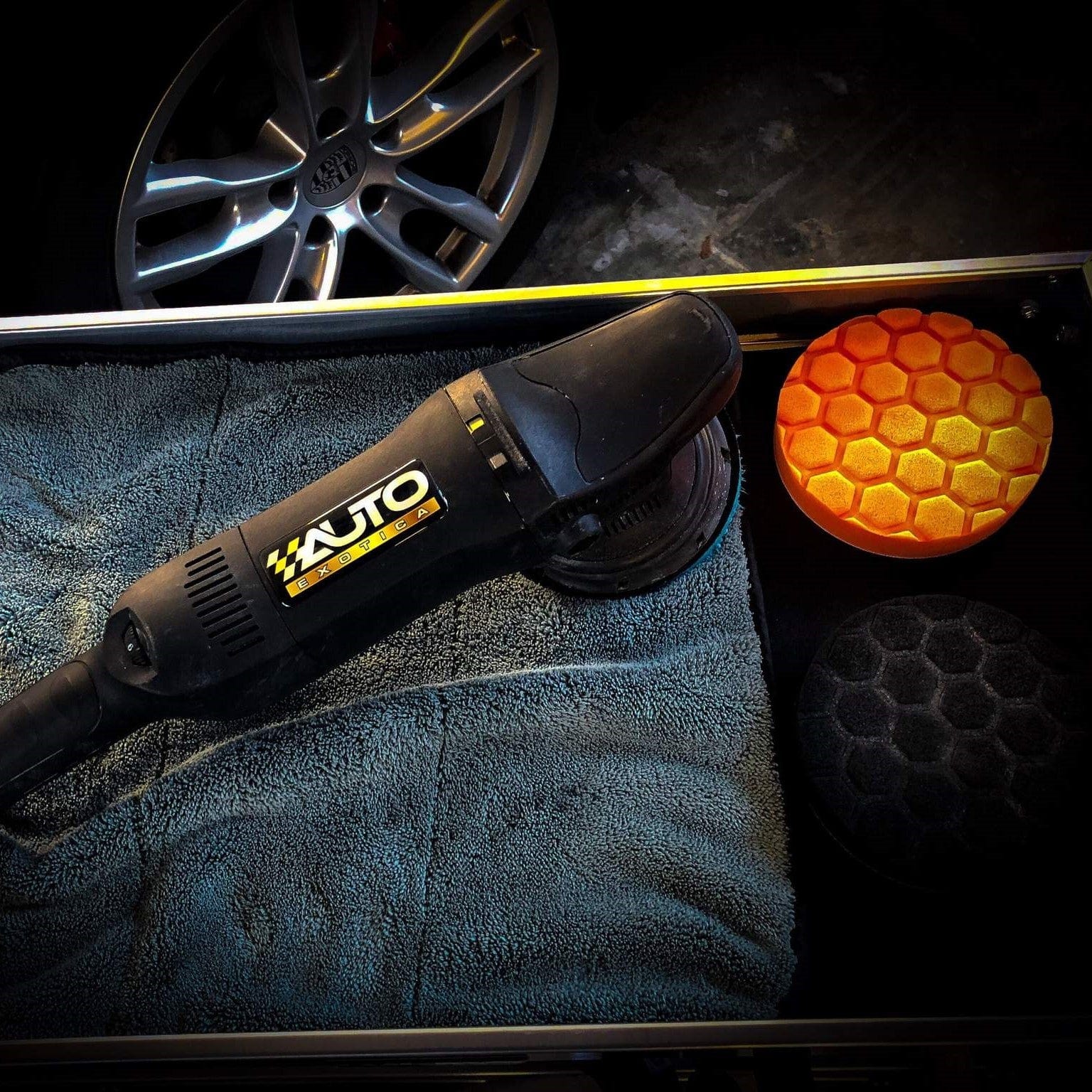Auto Exotica Goldarrow DA Polisher – Over Armour